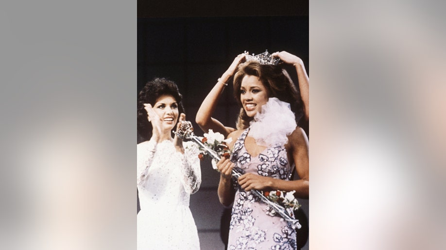 Former Miss America Vanessa Williams Returning To Pageant After 3