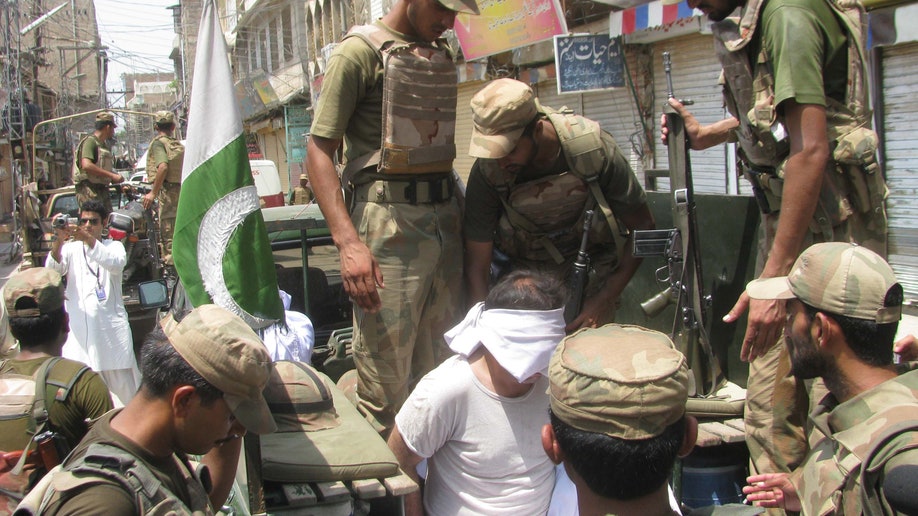 Taliban attack police in Pakistan, take hostages | Fox News