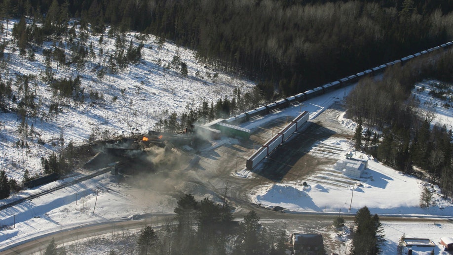 Wheel or axle failure blamed in Canada oil train derailment | Fox News