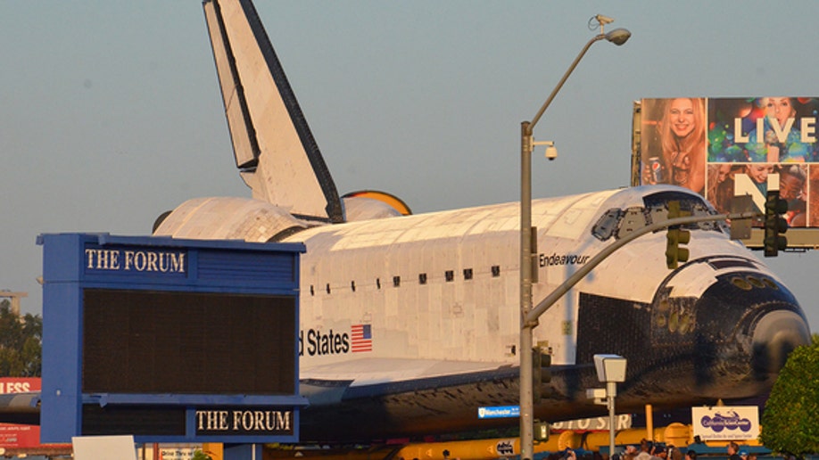 Space Shuttle Endeavour 'Launches' on Last Journey Through L.A. | Fox News