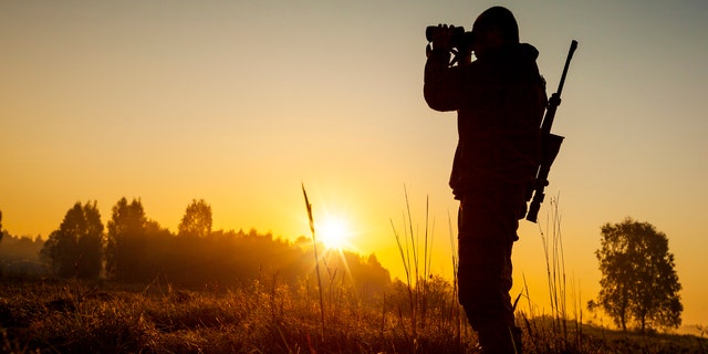 Hunter found after getting 'caught by darkness' in wilderness | Fox News