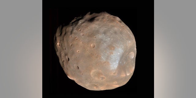 How the Mars moon Phobos got its grooves | Fox News
