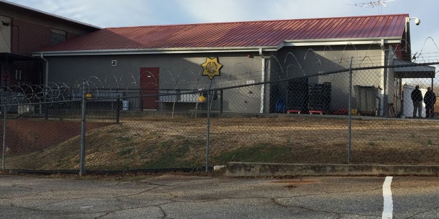 South Carolina prison escapee shot dead by female homeowner, other jail ...