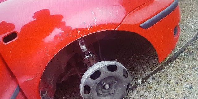 British police 'shocked' at car driven without front tire | Fox News