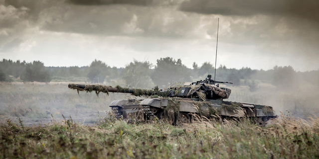 US rapid-deployment troops arrive in Berlin for maneuvers | Fox News