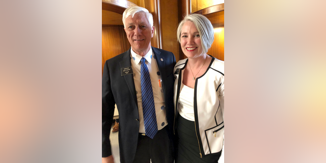 North Dakota Legislature repeals Sunday morning shopping ban | Fox News