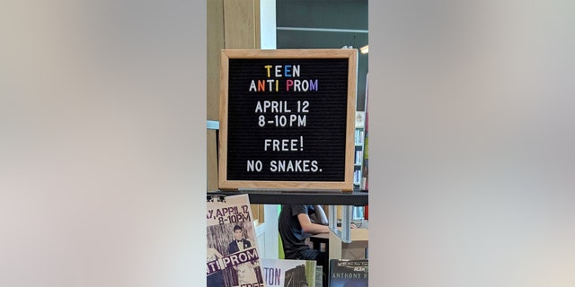 Anti-prom event accidentally promises 'free snakes' | Fox News