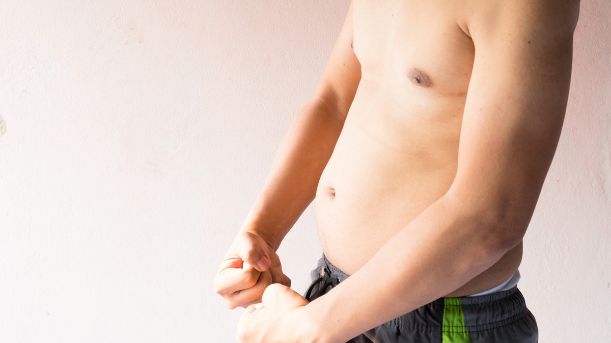 Men With Dad Bods Are Happier More Attractive To Women Survey