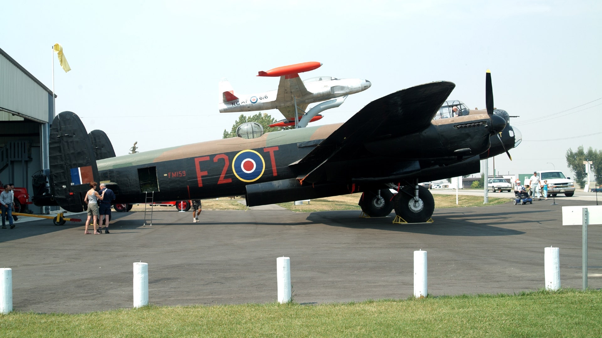 D-Day's ingenious tactics in pictures: From inflatable tanks to 'ghost ...