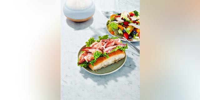 Panera Bread debuts lobster dishes on summer menu | Fox News