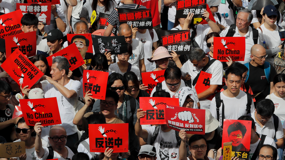 Huge extradition law protest fills Hong Kong streets | Fox News Huge extradition law protest fills Hong Kong streets | Fox News
