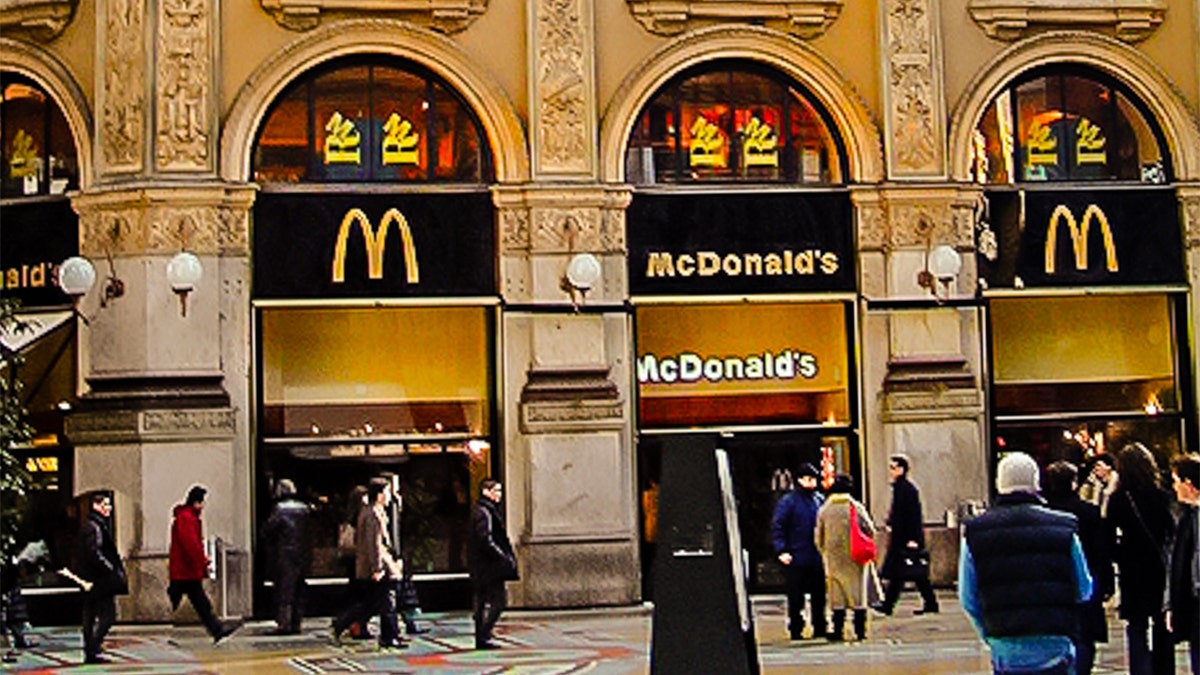 Italy Mcdonalds Rome