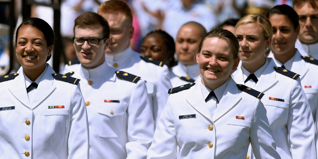 Unvaccinated cadets ordered off Coast Guard Academy campus | Fox News