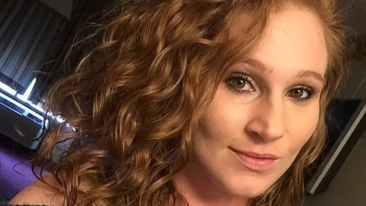 Katy Collins The Ex Mma Fighter Dead At 32 After Brain Aneurysm Fox