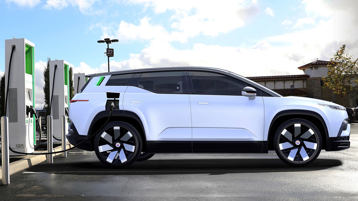 Solar suv store