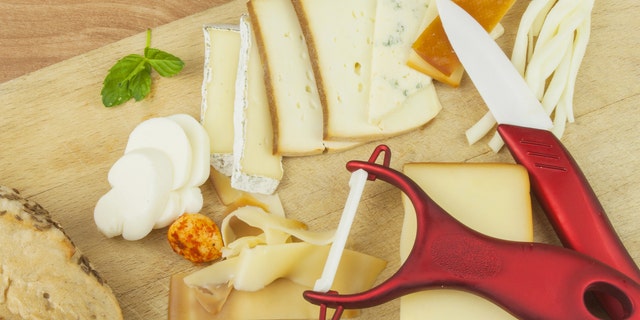 Mom stuns with 'perfect' cheese-slicing method: 'Why have I never ...