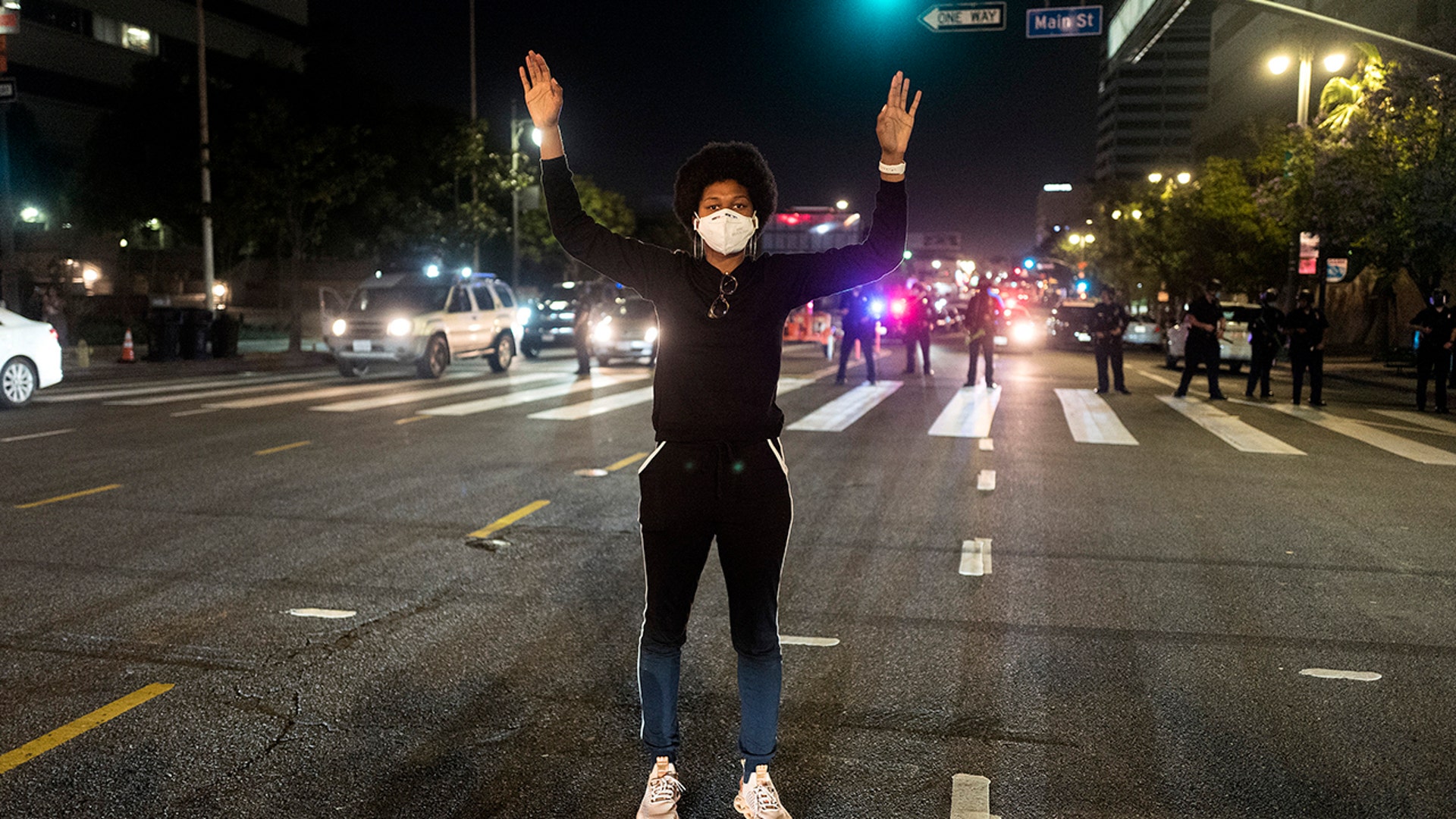 More violence rocks Minneapolis after George Floyd's death; 1 killed ...