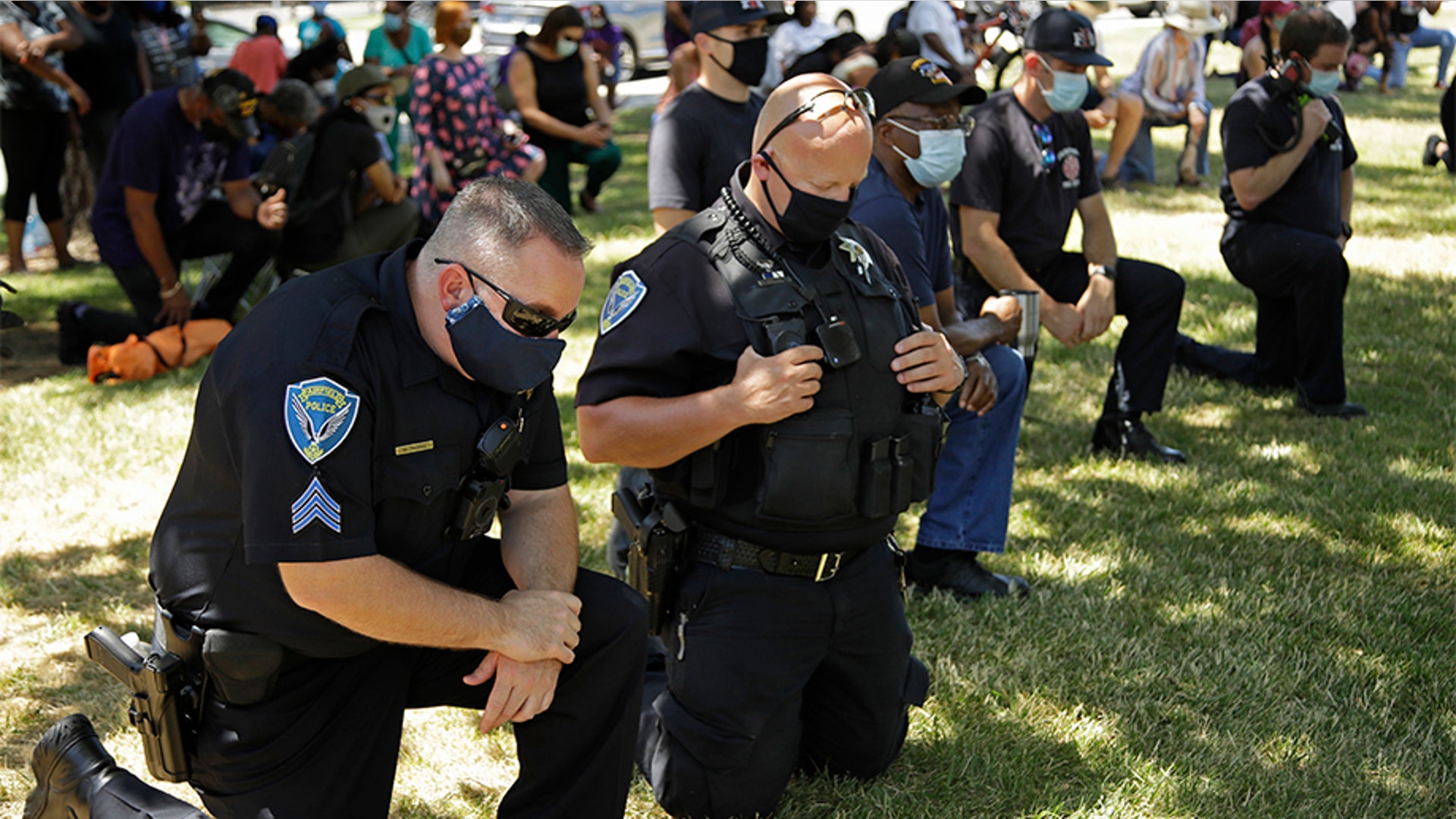 George Floyd protesters embrace 'taking a knee' for race awareness ...