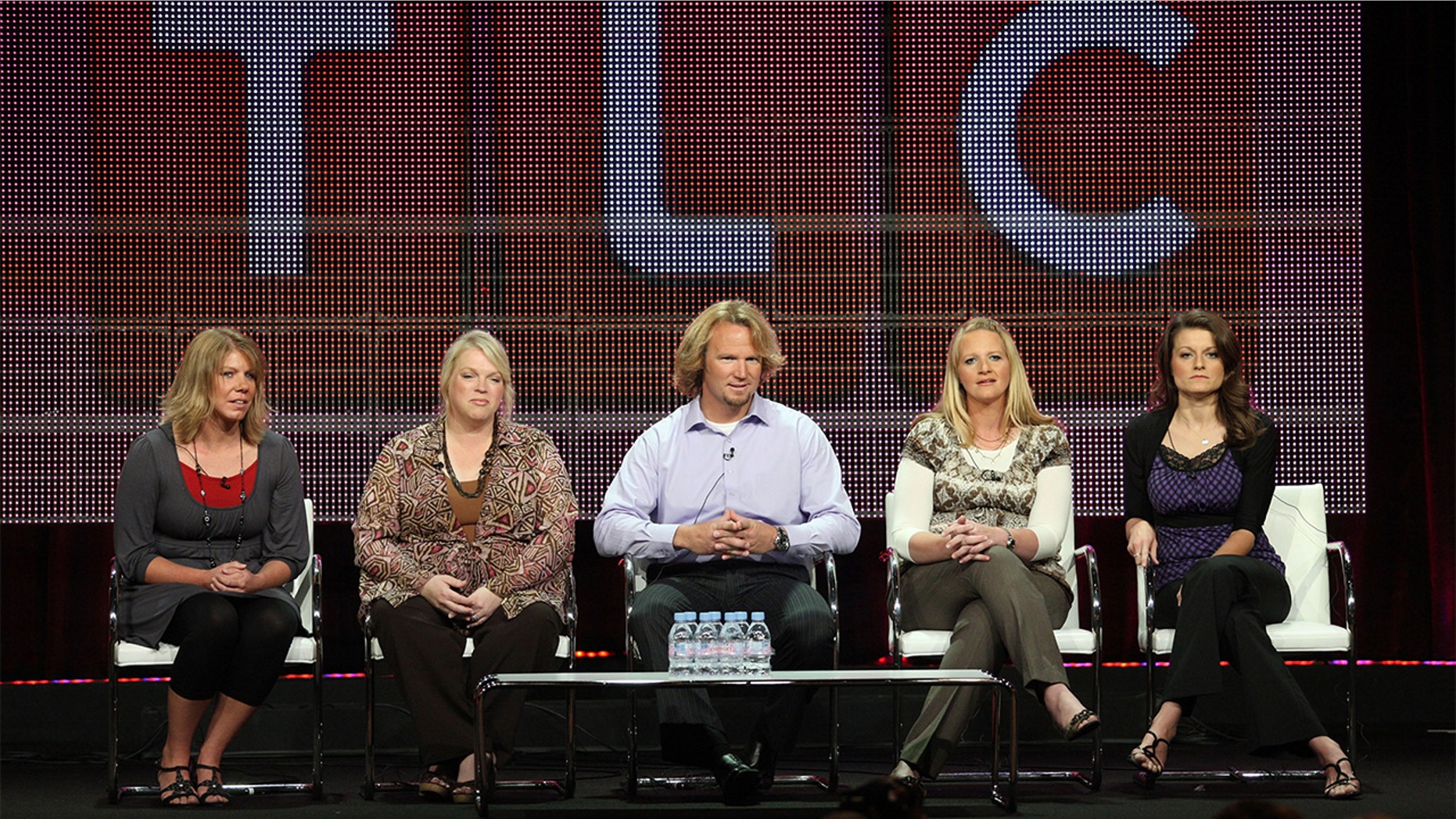 ‘sister Wives Star Kody Brown Says His Four Wives Passed Him Around