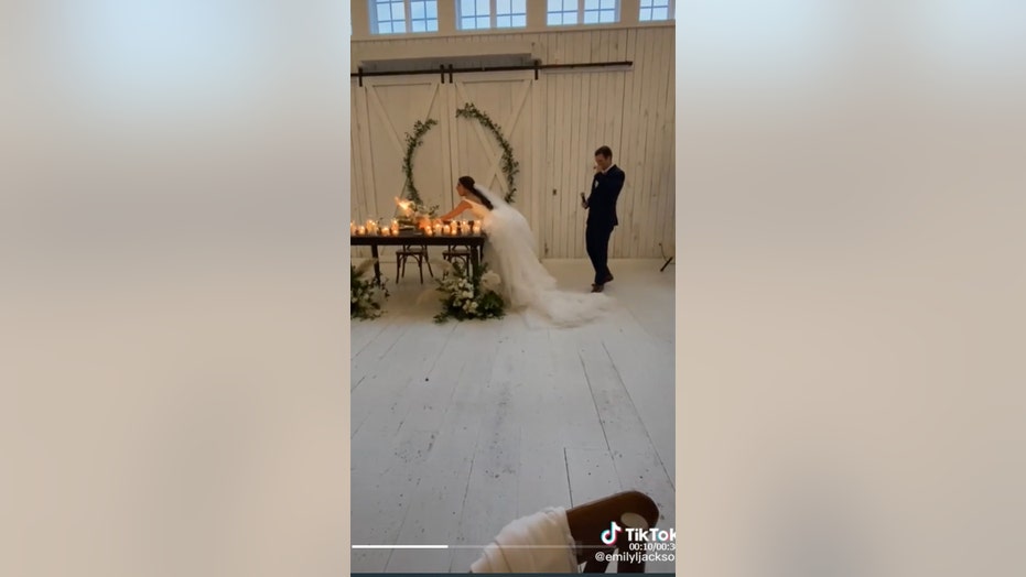 Bride s Bouquet Catches Fire In Viral TikTok Video I Just Froze Janglerspuzzles bride-s-bouquet-catches-fire-in-viral-tiktok-video-i-just-froze-janglerspuzzles
