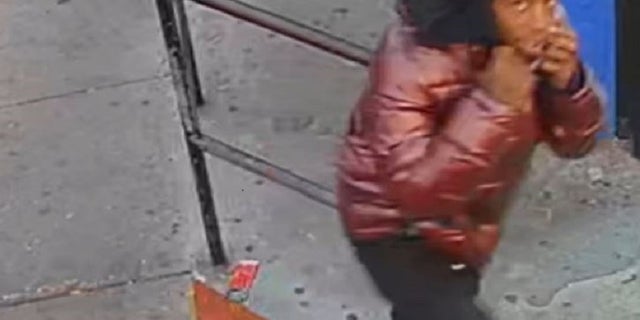 Philadelphia murder suspect caught on video killing woman, cops looking ...