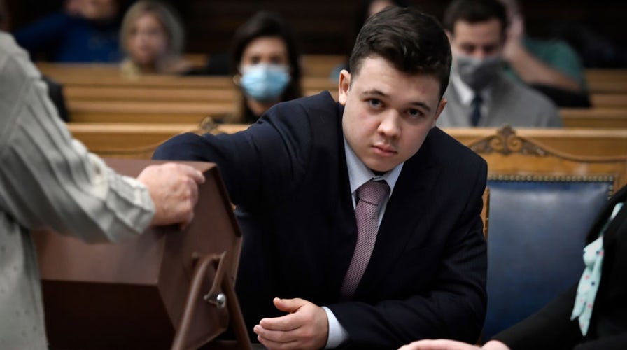 Celebs React To Kyle Rittenhouses Not Guilty Verdict A Devastating