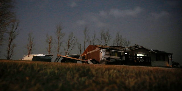 Severe storms, suspected tornadoes slam Great Plains, Midwest; damage ...