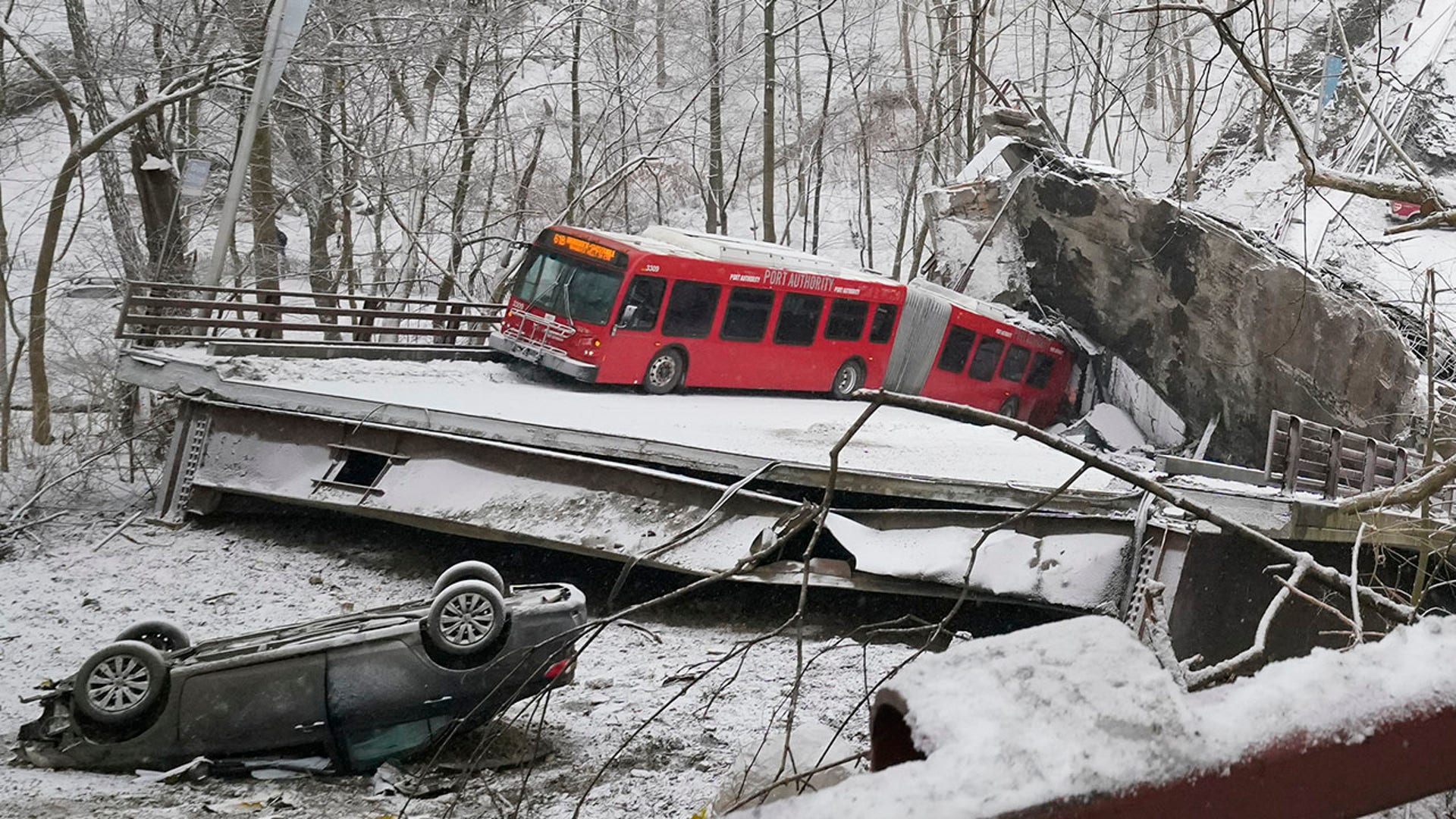 Pittsburgh bridge collapses hours before President Biden's visit to ...