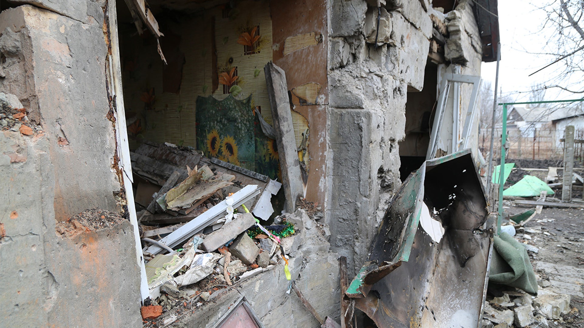 PHOTOS: Ukraine crisis - horrifying aftermath paints terrifying reality ...