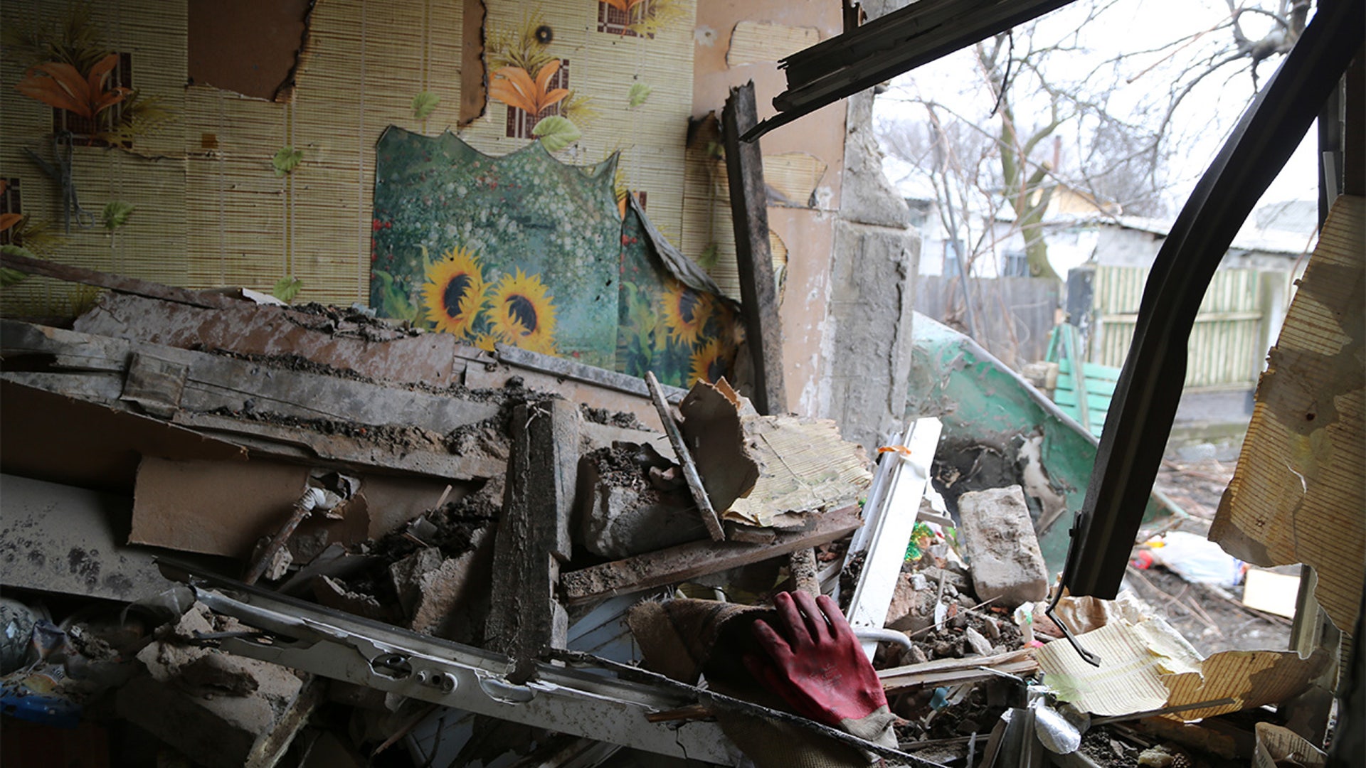 PHOTOS: Ukraine crisis - horrifying aftermath paints terrifying reality ...