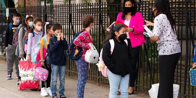 Jeb Bush says plunging US math, reading scores should be 'call to arms ...