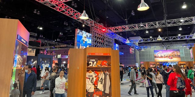 Super Bowl Experience offers cheaper alternative to big game with all ...