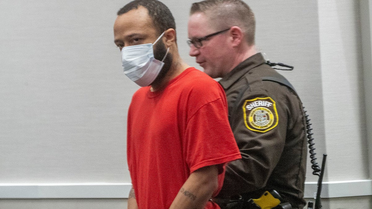 Waukesha parade suspect Darrell Brooks Jr. back in court over trial ... Waukesha parade suspect Darrell Brooks Jr. back in court over trial ...