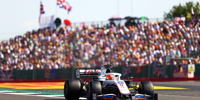 UK bans Russian and Belarusian racing drivers from competing in the ...