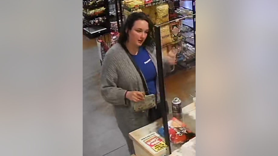 Fbi Offering 10000 Reward For Info Leading To Missing 18 Year Old