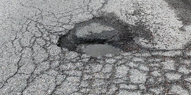 Potholes in America: Drivers must know this before hitting the road ...