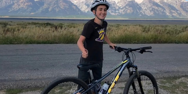 Undercover Mother: Chicago mother suing Latin School for $100M says it ...