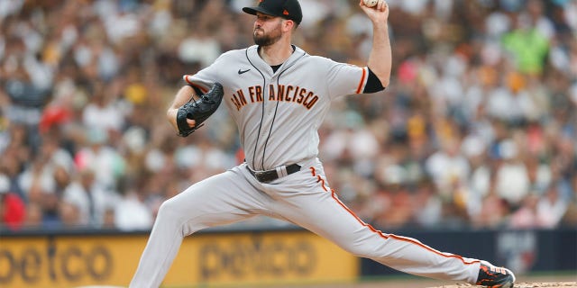 Giants shut out slumping Padres behind Alex Wood's strong start | Fox News
