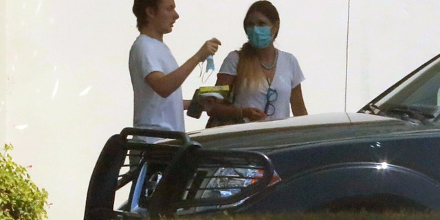 Anne Heche's best friend and son visit her at hospital, provide insight ...