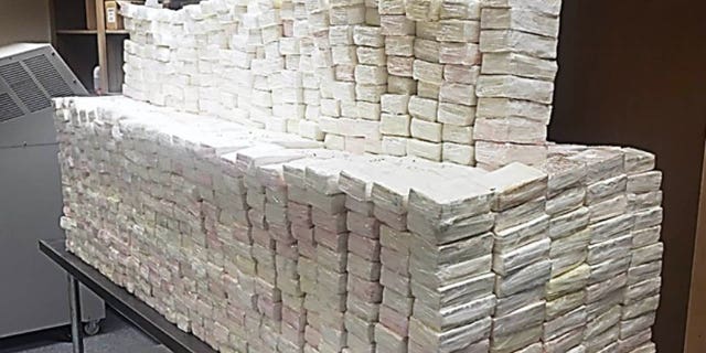 Border officials in Texas make largest cocaine bust in 20 years inside ...