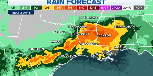 Wet weather stretches from Texas through Mississippi Valley | Fox News