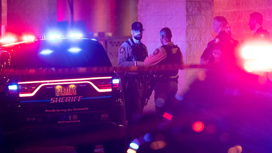 Bend Oregon Shooting 66 Year Old Safeway Employee Tried To Disarm