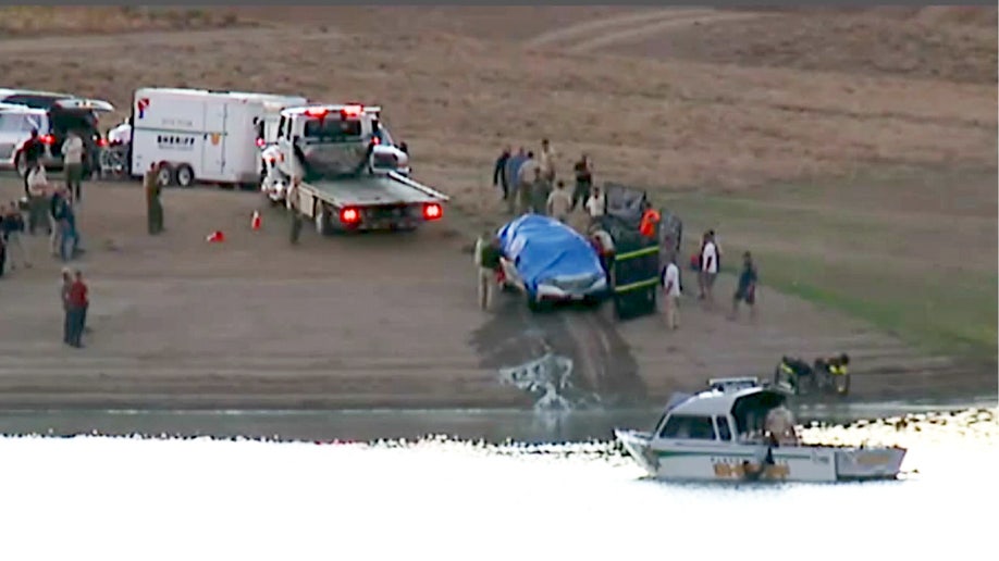Kiely Rodni Search Suv Pulled From Reservoir Near Where California