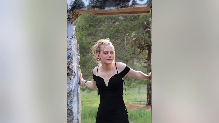 Kiely Rodni Search Suv Pulled From Reservoir Near Where California