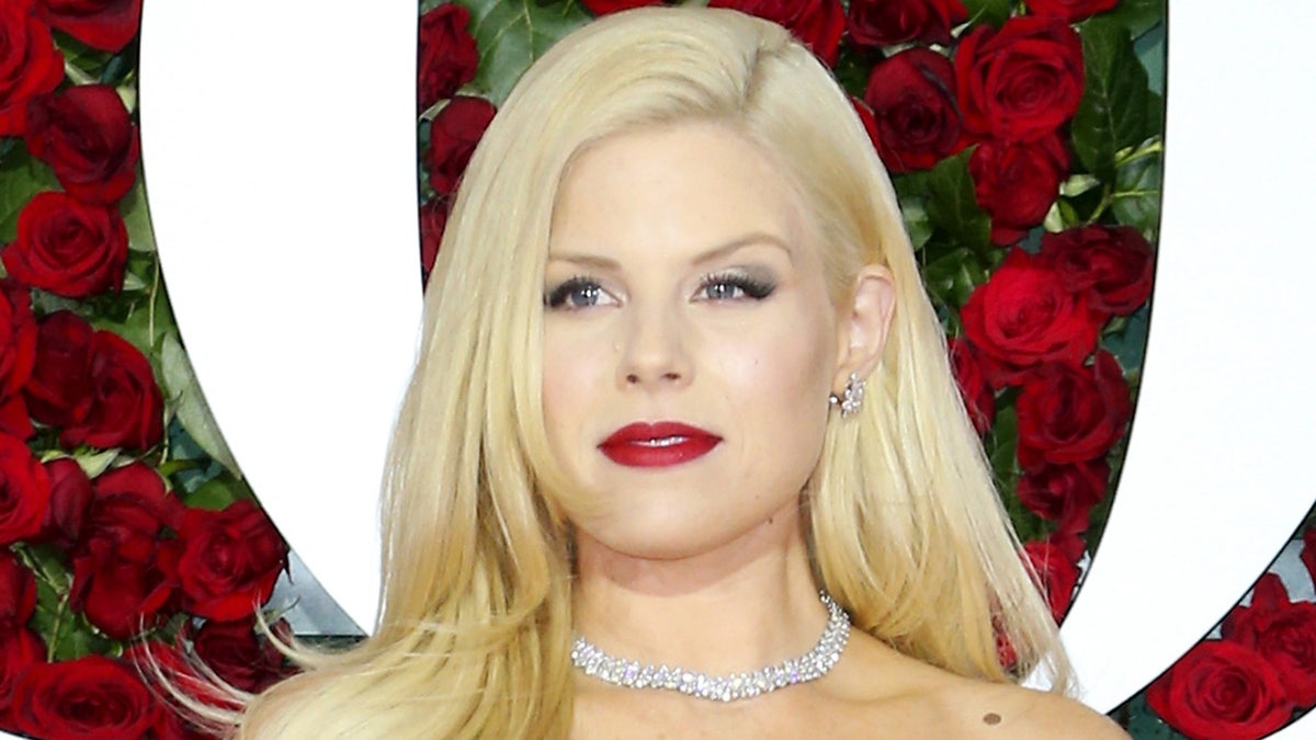 Megan Hiltys Pregnant Sister Brother In Law And Nephew Dead After