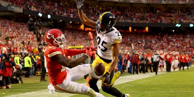 Josh Gordon gets latest NFL opportunity as Titans elevate him from ...