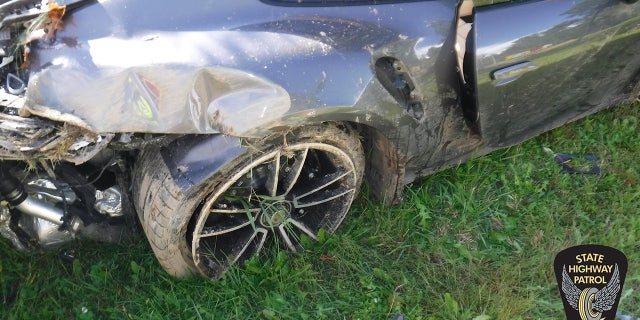 Browns' Myles Garrett receives citation in scary rollover crash, photos ... Browns' Myles Garrett receives citation in scary rollover crash, photos ...