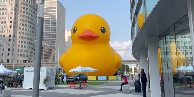 Phát trực tiếp bóng đá bằng laptop