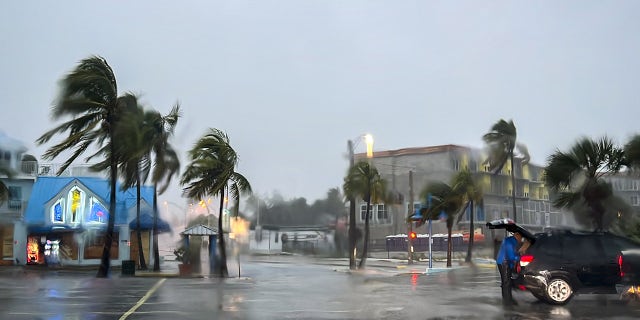 Hurricane flooding can be deadly to drivers. Here's what to do if you ...