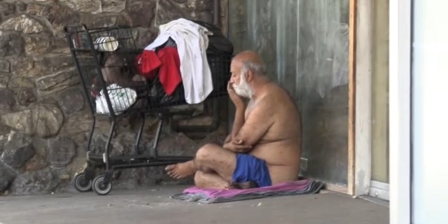 LA homeless man caught on video hurling feces at fed-up business owner ... LA homeless man caught on video hurling feces at fed-up business owner ...